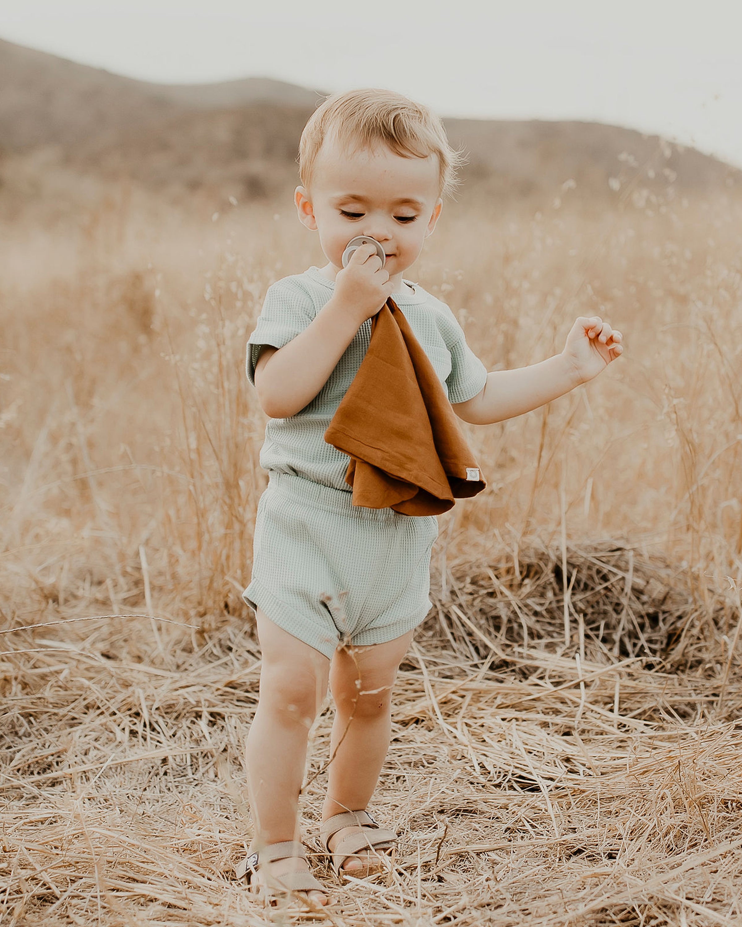 Kishu Baby | Organic Baby Bibs & Muslin Nursing Covers – Soft, Stylish